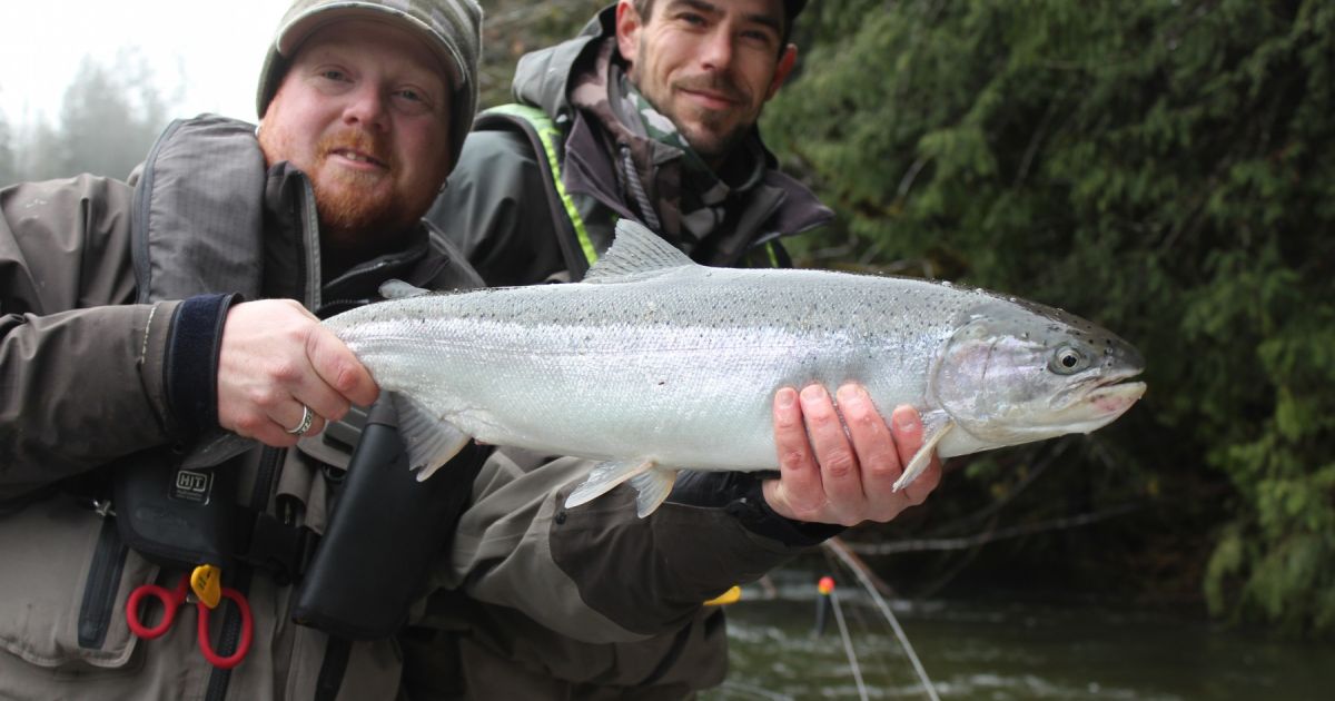 Vancouver Island BC Fishing Lodge - Stamp River Vancouver Island ...